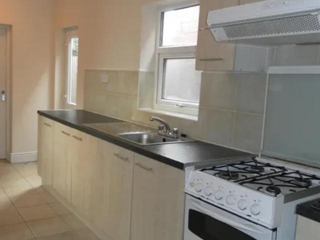 13 St Edward's Road, Metchley, B29 7DJ, United Kingdom | 4 bed townhouse for rent #70273180 | Rentberry