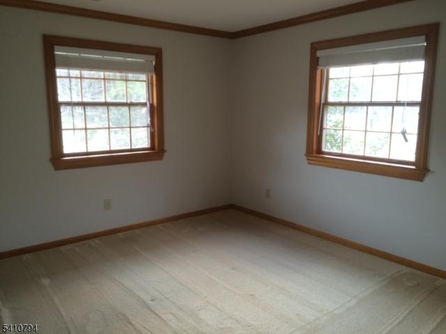 13 Stillwater Rd