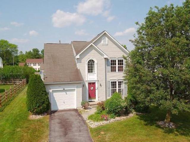 13 Surrey Dr, New Castle, DE 19720