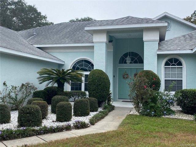 13 Sycamore Ct W, Homosassa, FL 34446