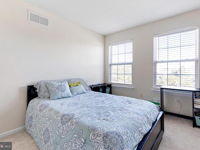 13 Sycamore Ln, Bear, DE 19701 | MLS #DENC2099