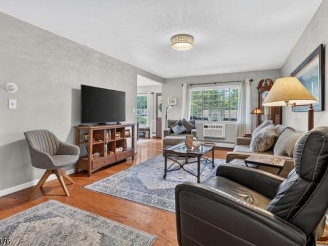 13G Kensington Rd Unit G, Chatham Township, NJ 07928
