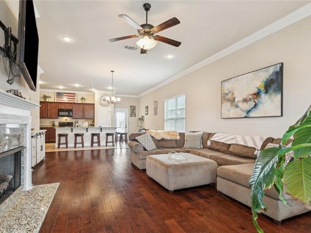 10040 Cesson Court