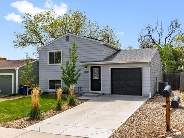 10040 Holland Ct, Broomfield, CO 80021