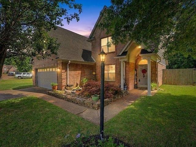 10041 Woodland Elm Ct, Lakeland, TN 38002
