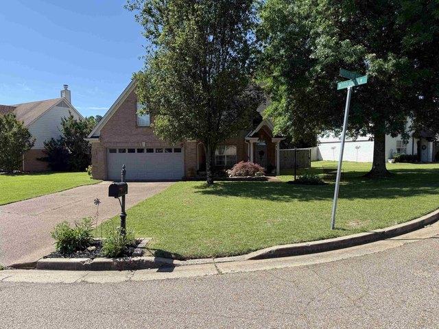 10041 Woodland Elm Ct, Lakeland, TN 38002