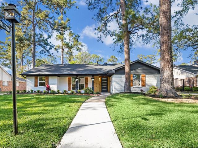 10042 Valley Forge Dr, Houston, TX 77042 | MLS #19520 | Compass