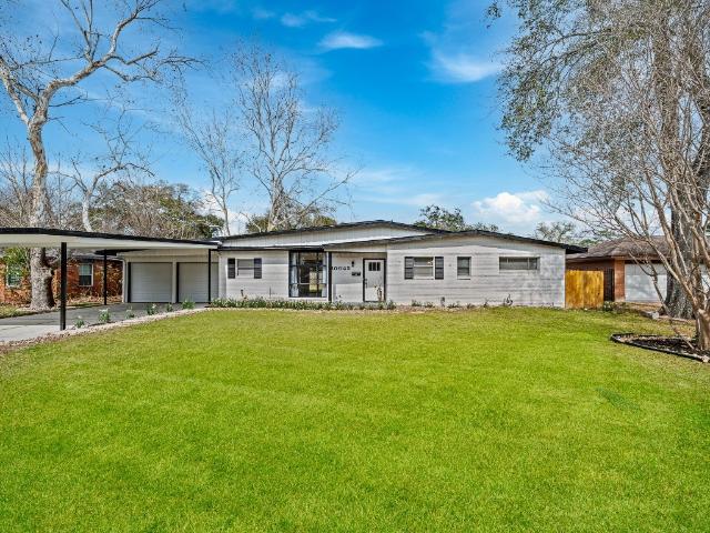 10042 Lazy Oaks St, Houston, TX 77080 | MLS #4627