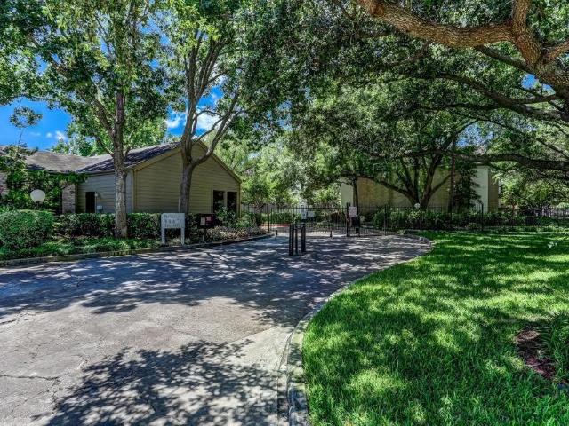 10047 Westpark Dr, Unit 9, Houston, TX 77042 | MLS #62253