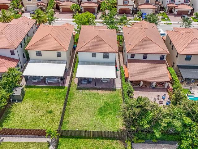 10045 NW 86th Ter, Doral, FL 33178 | MLS #A12002 | Compass