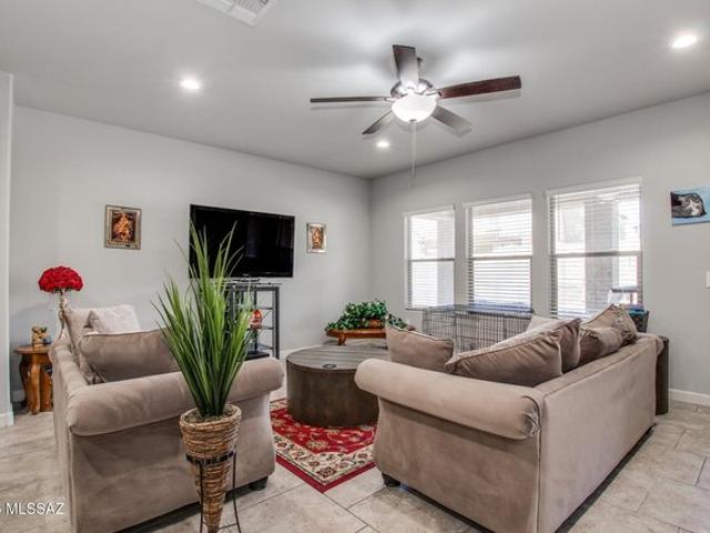 10046 N Cardon Grande Trl, Marana, AZ 85653