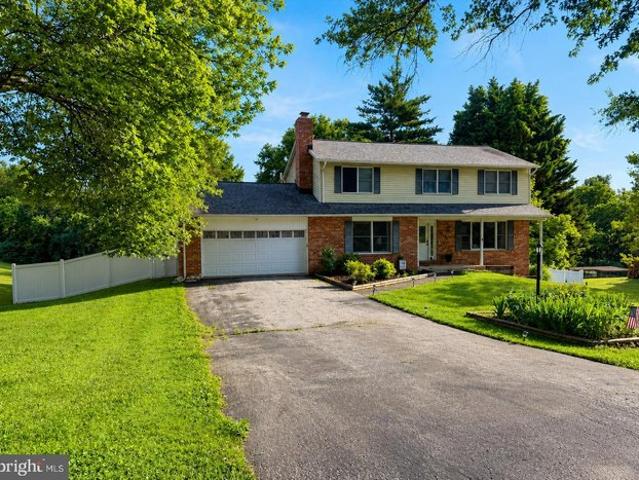 10048 Century Dr, Ellicott City, MD 21042