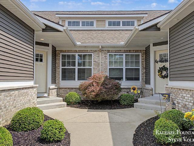 10048 S Crossroads Circle