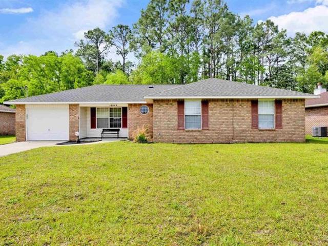 10049 Centre St, Pensacola, FL 32506