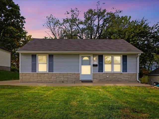 1004 Mary Kay Ln, Platte City, MO 64079