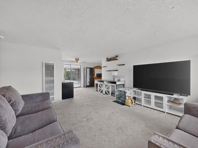 1004 Maxine Street NE