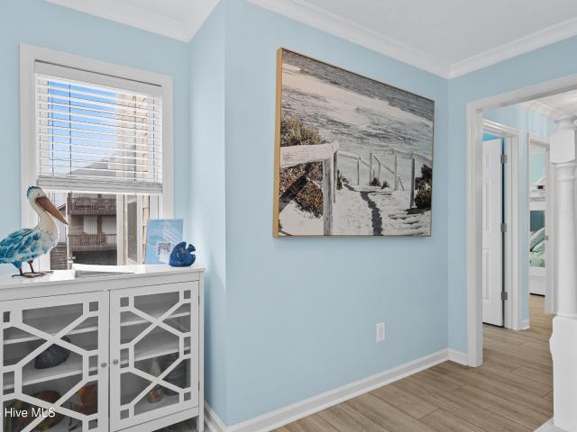 1004 N Shore Drive