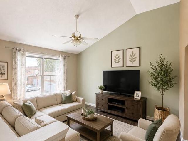 1004 Nash Court