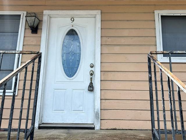 1004 Austin Street 9