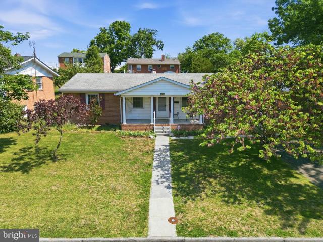 1004 Allen Drive