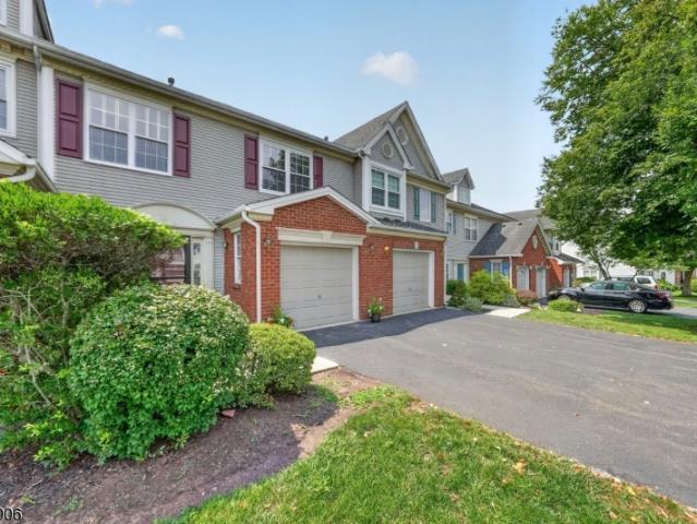1004 Bayley Ct