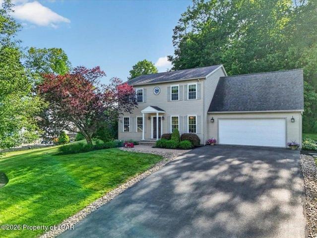 1004 Birch St, Dallas, PA 18612