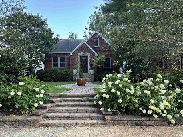 1004 Bryn Mawr Blvd, Springfield, IL 62703