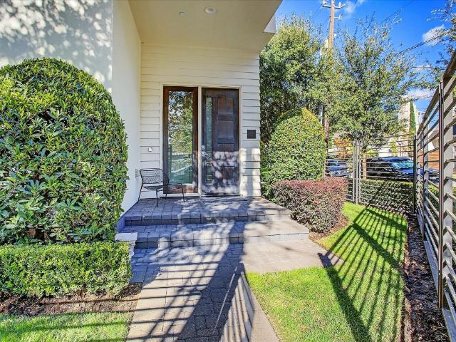 1004 California St, Unit 101, Houston, TX 77006 | MLS #19159 | Compass