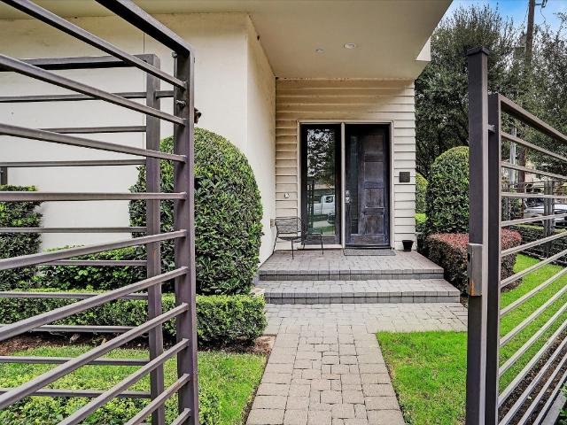 1004 California Street 101