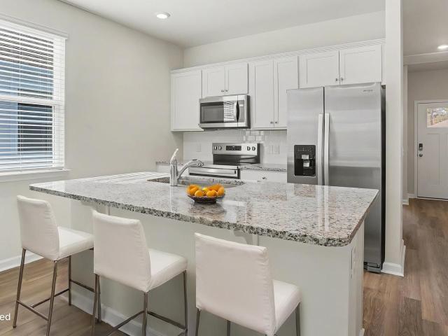 1004 Caulkins Dr