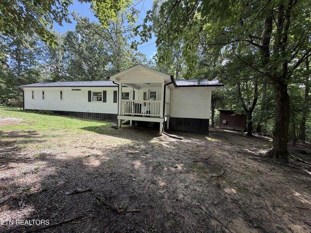 1004 Chestnut Ridge Rd, Spring City, TN 37381