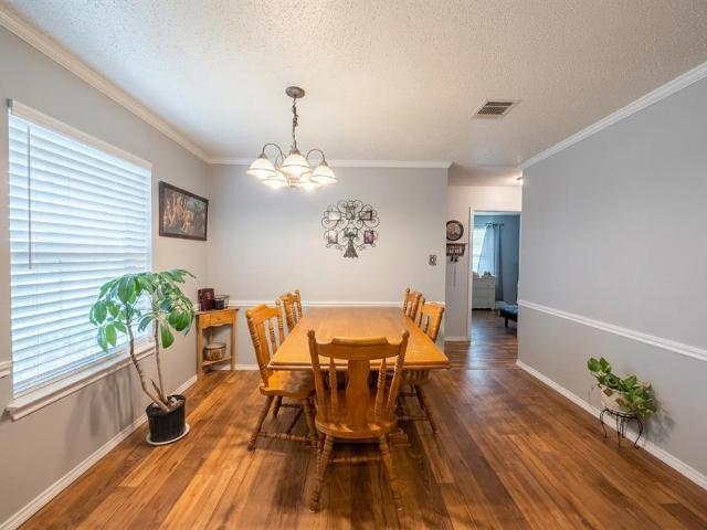 1004 Clover Dr, Bellmead, TX 76705 | MLS #21233