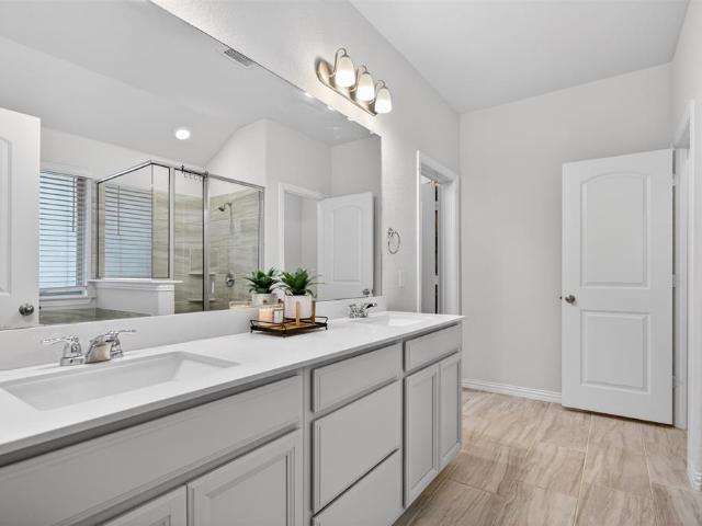 1004 Copper Smith Way