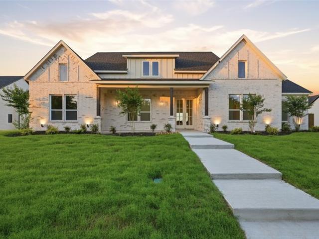 1004 Devonshire Dr N, Forney, TX 75126
