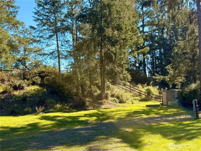 1004 Discovery Ave SE, Ocean Shores, WA 98569 | MLS #2506