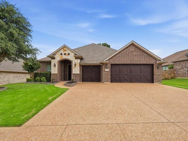 1004 Forest Hill Dr, Weatherford, TX 76087