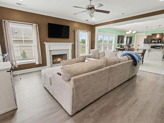 1004 Garnet Drive