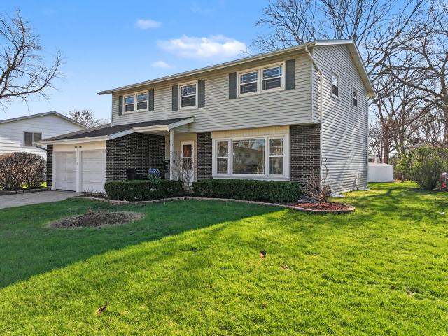 1004 Greenfield Ln, Mount Prospect, IL 60056 | Compass