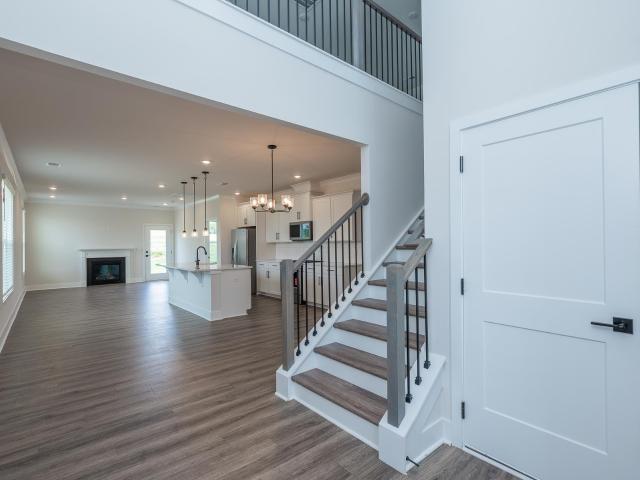 1004 Gresham Place