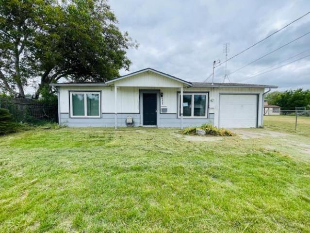 1004 Hawk Ave, Sacramento, CA 95833