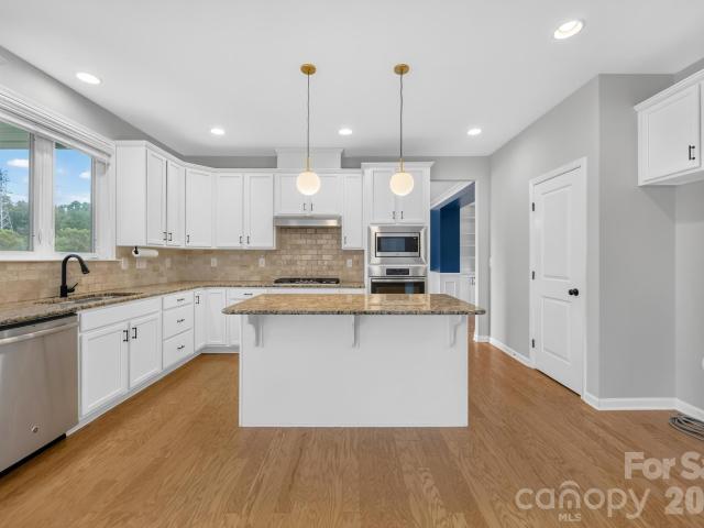 1004 Hawker Road