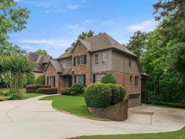 1004 Highland Park Place