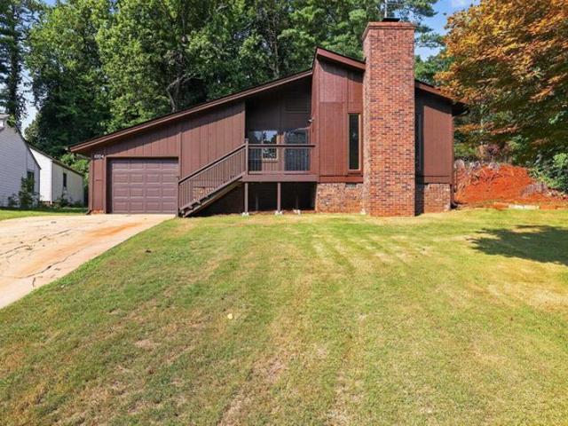 1004 Hollow Oak Dr, Taylors, SC 29687