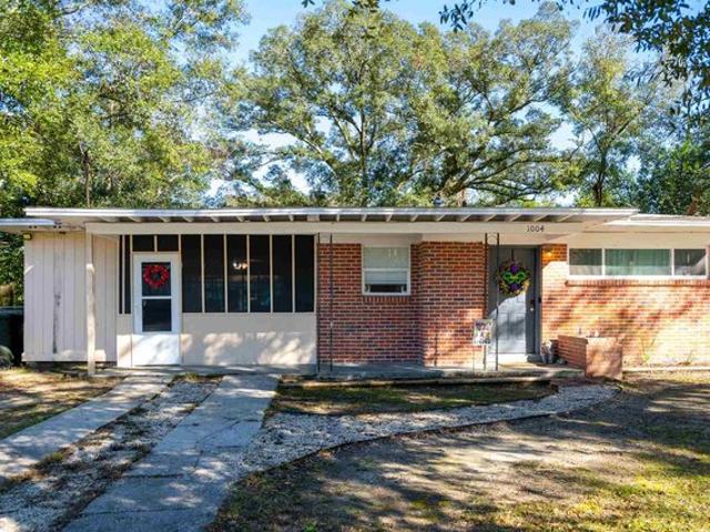 1004 Kearny Dr, Pensacola, FL 32505