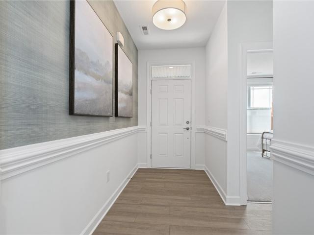 1004 Lakeshore Drive