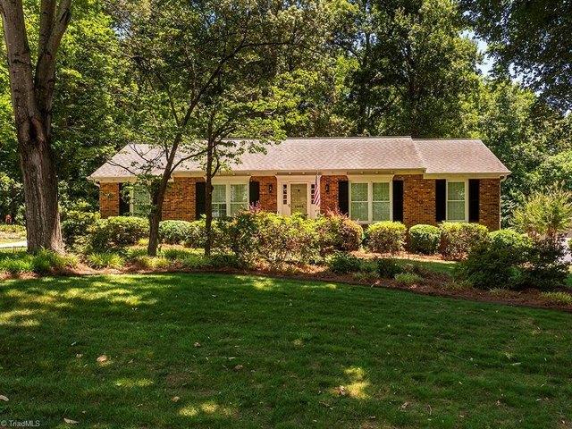 1004 Lamp Post Ln, Greensboro, NC 27410