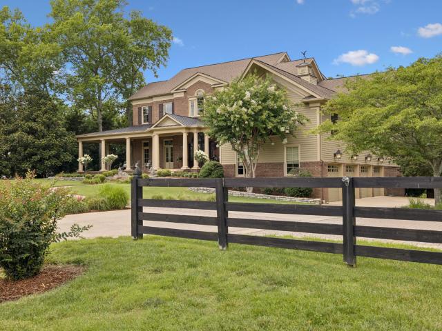 1004 Liberty Church Trl