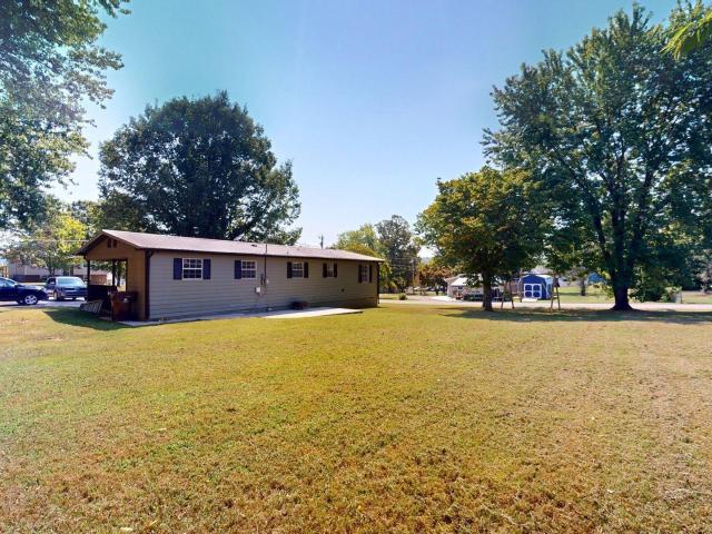 1004 Lincoln Drive