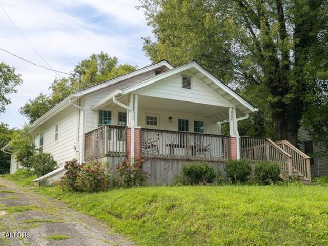 1004 Phillips Ave, Knoxville, TN 37920