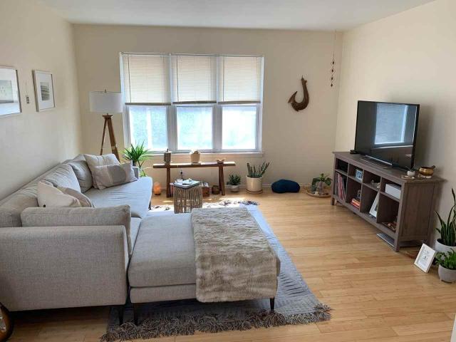 1004 Pleasant 1 Bedroom Apartment for Rent at 1004 E Pleasant St, Milwaukee, WI 53202 Lower East Side